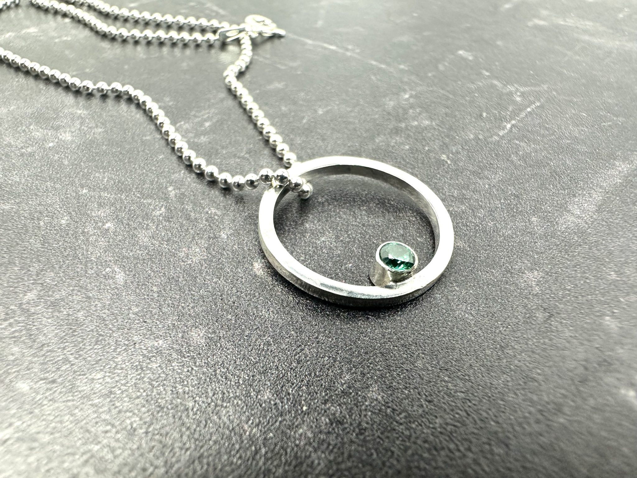 Tube set open circle necklace - The Masonry